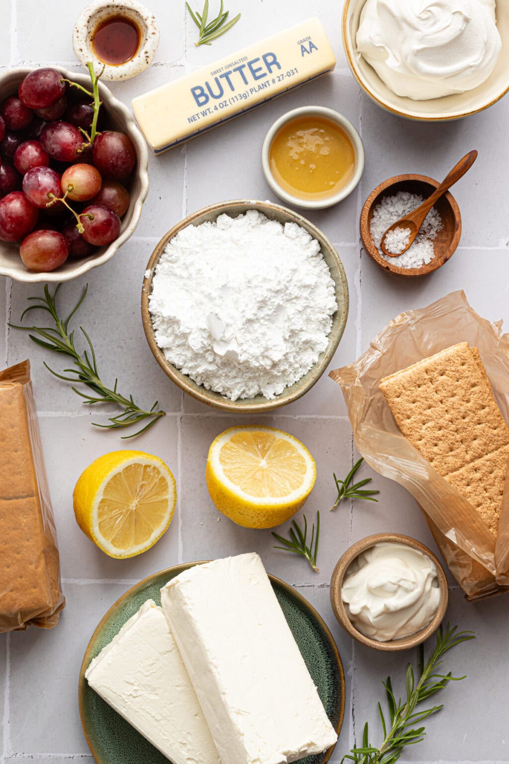 California Grape No Bake Cheesecake Bars - Sammi Brondo